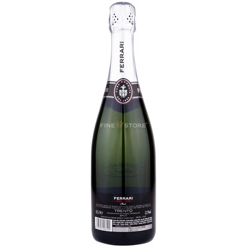 Ferrari Maximum Brut Cutie Cadou 0.75L Vin Spumant | FineStore